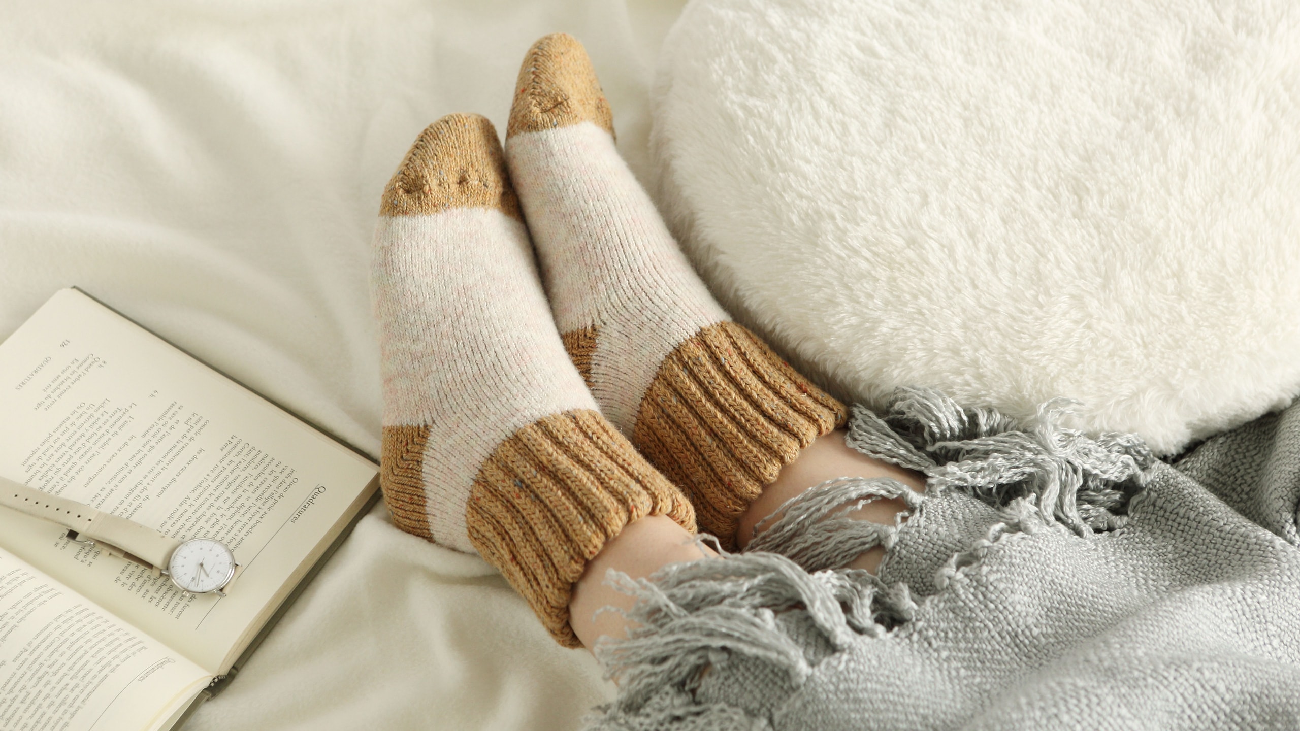 お部屋の中でもあったか ルームソックス | 靴下屋公式通販 Tabio オンラインストア